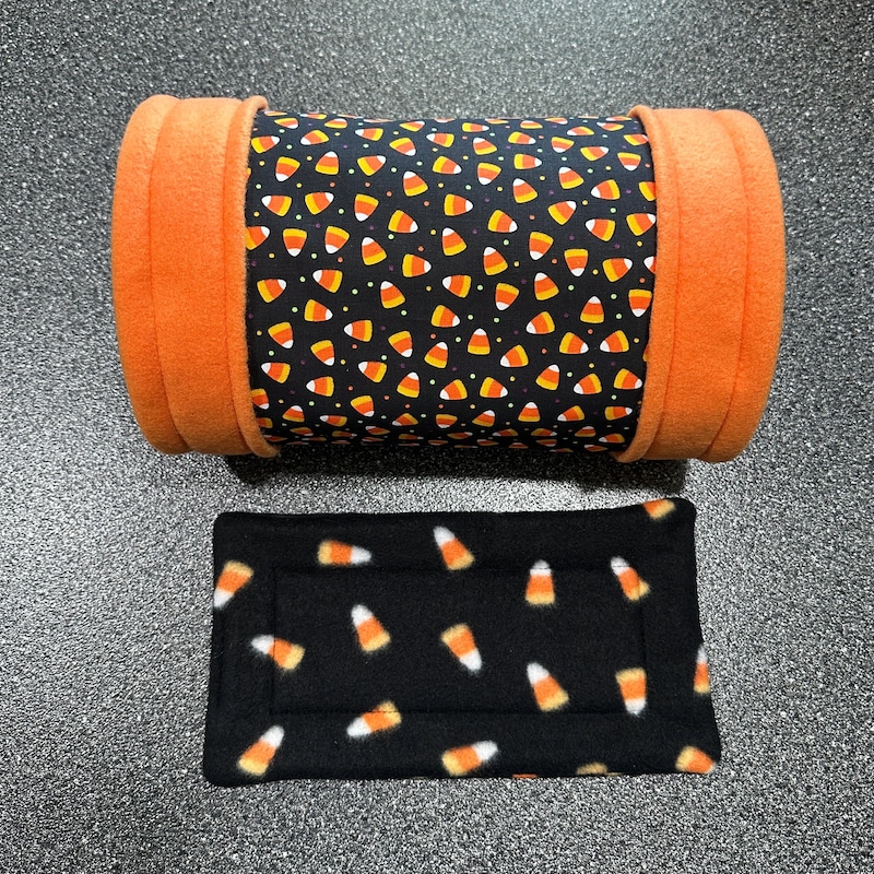 Guinea Pig Skull Bed - Etsy