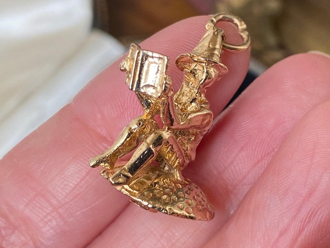 Fantastic Vintage Solid 375 9k 9ct Gold Lucky Leprechaun /pixie on ...