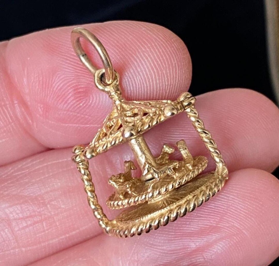 Vintage Hallmarked 375 9ct Gold Articulated /moving Carousel Horses ...