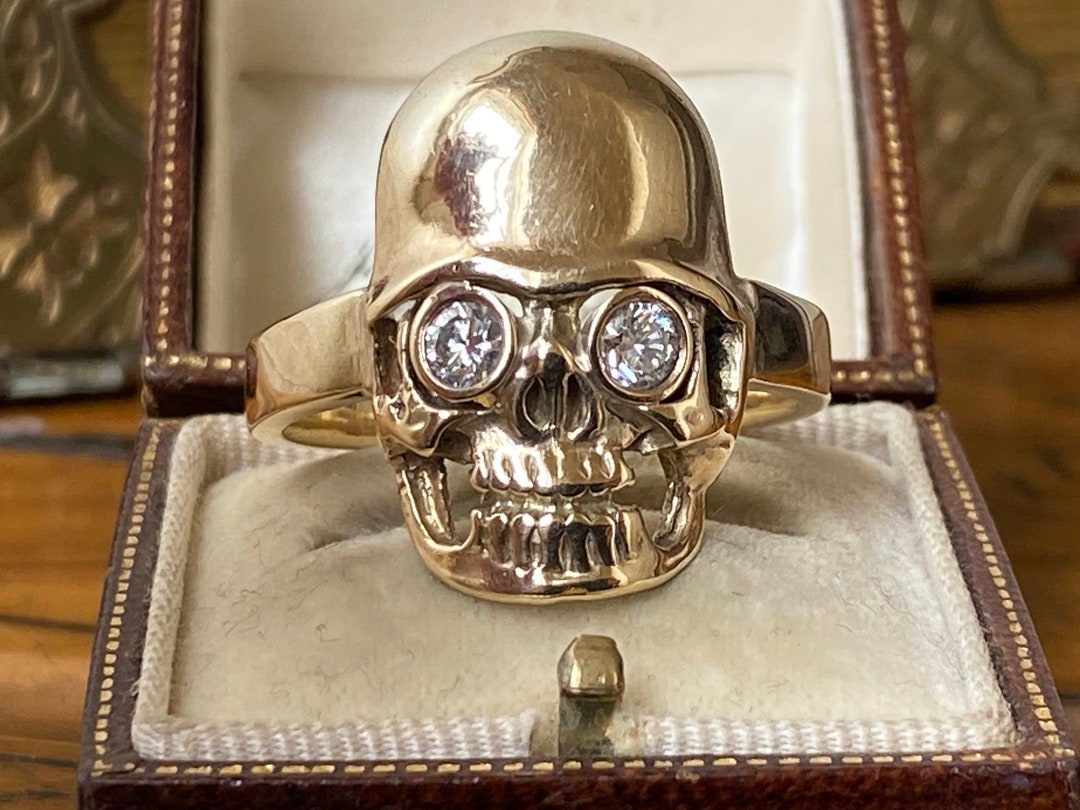 Fantastic Unusual Vintage Heavy Solid 375 9ct Gold & Diamond Mens Skull ...