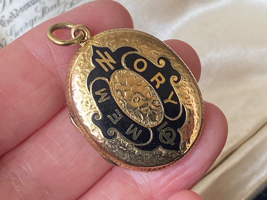 Stunning Antique Victorian 375 9ct Gold Front & Back Enamel in Memory ...