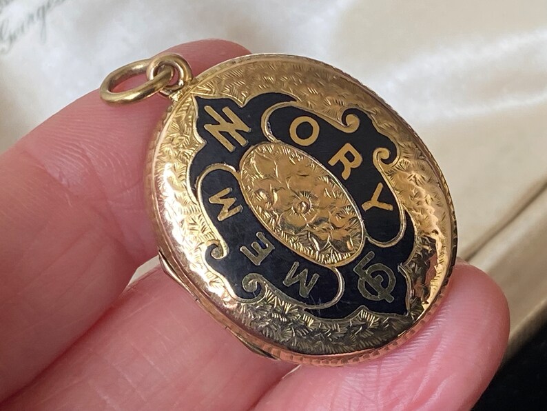 Stunning Antique Victorian 375 9ct Gold Front & Back Enamel in Memory ...