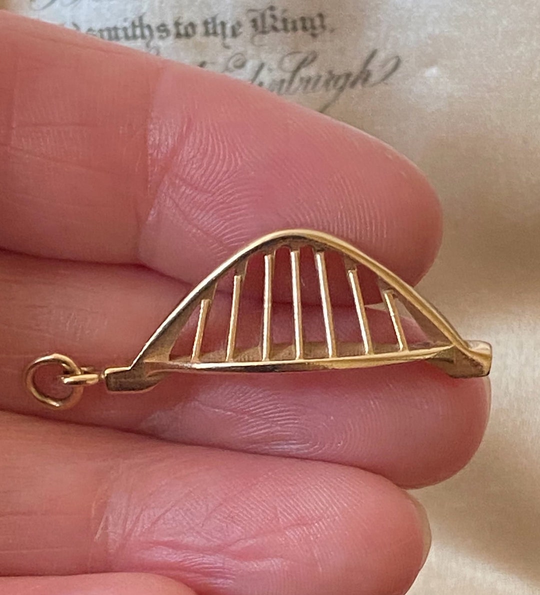 Vintage Solid 375 9k 9ct Gold millennium Bridge or Winking/blinking Eye ...