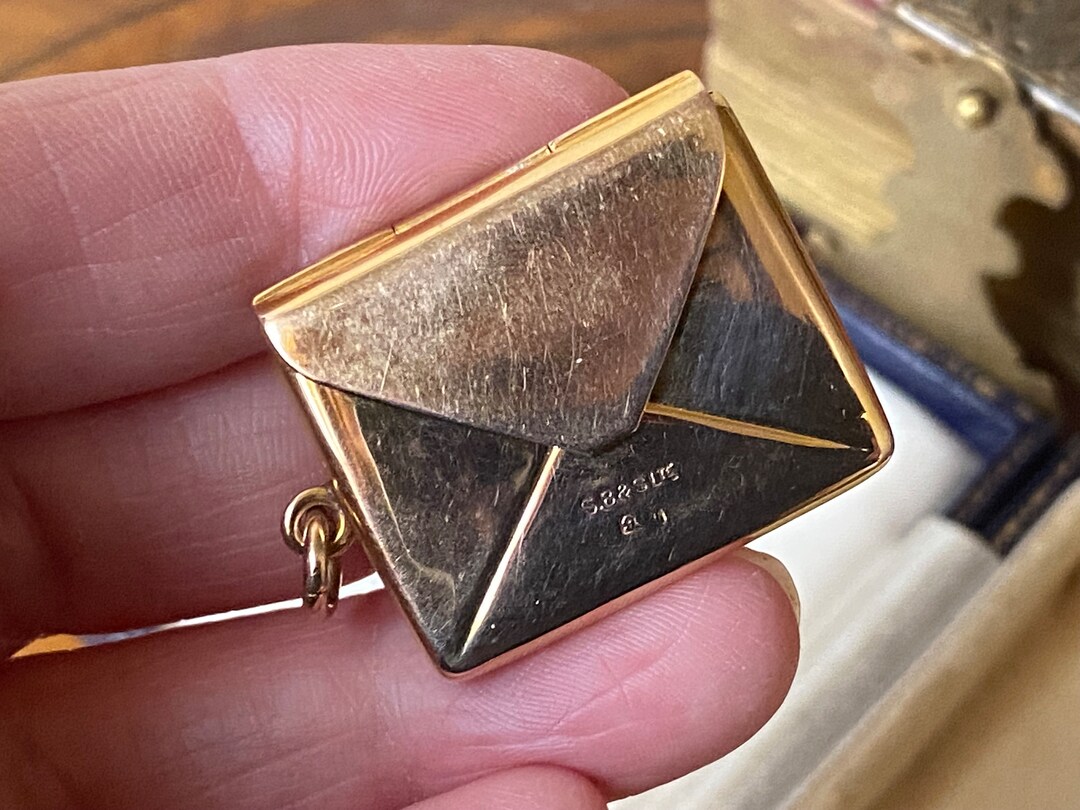 Unusual Rare Antique 375 /9ct Gold Stamp Holder Envelope Necklace ...