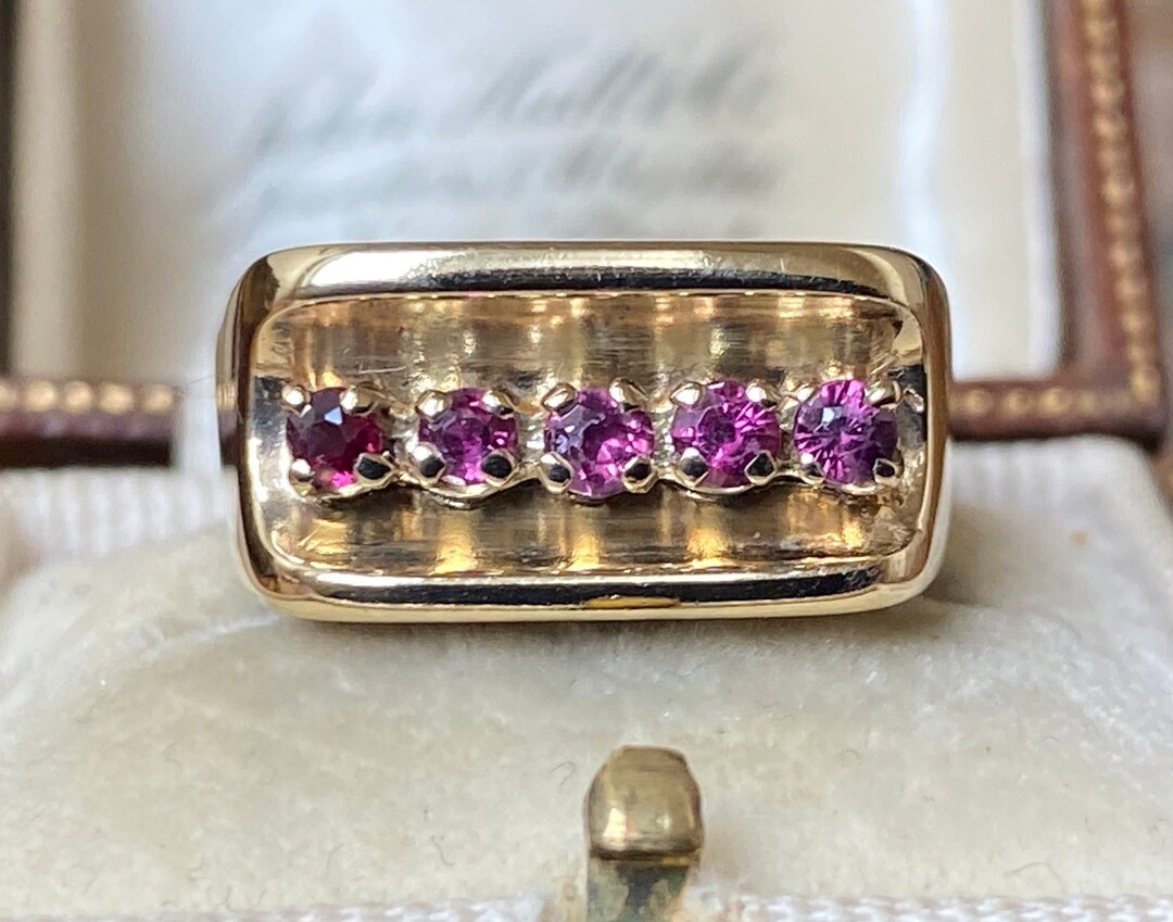 Fabulous Vintage English Hallmarked Solid 375 9ct Gold Ruby Studded Art ...