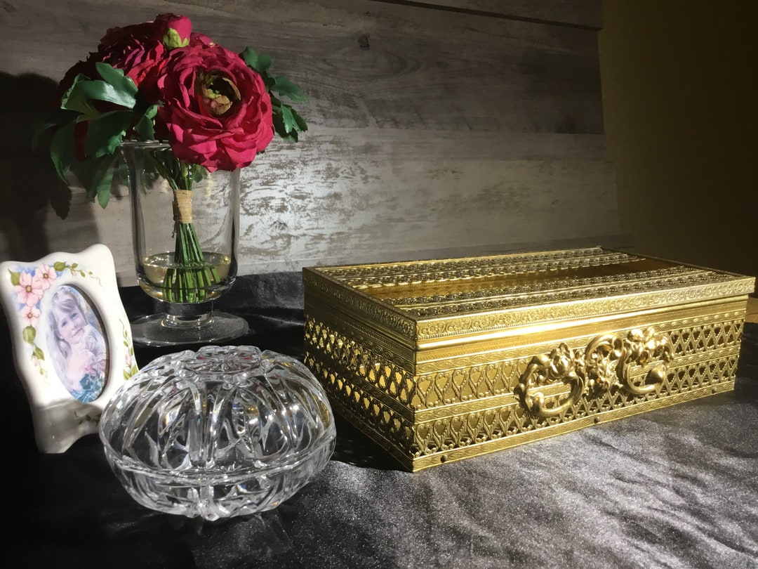 Vtg. Gold Tissue Box~gold Tissue Metal Tissue Holder - Etsy