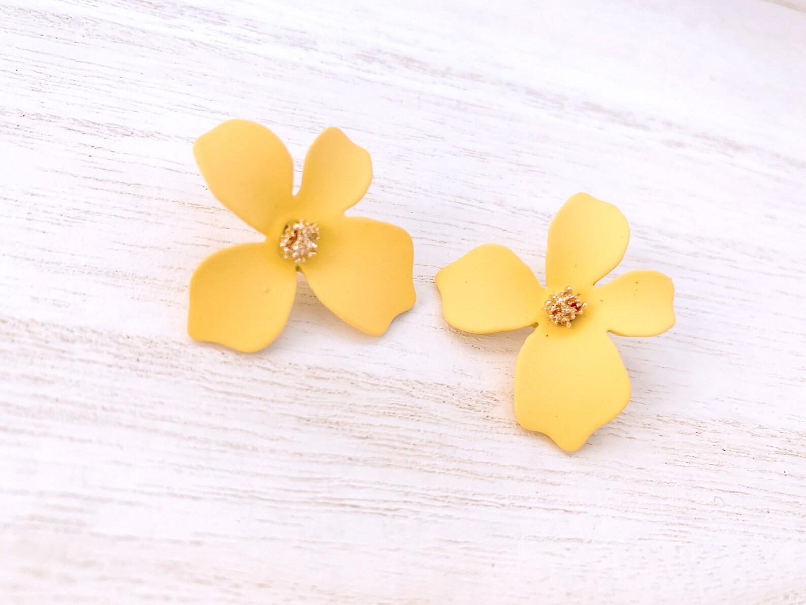 Flower Earrings Yellow Floral Earrings Spring White - Etsy