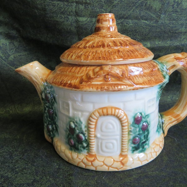 Cottage Tea Pot - Etsy