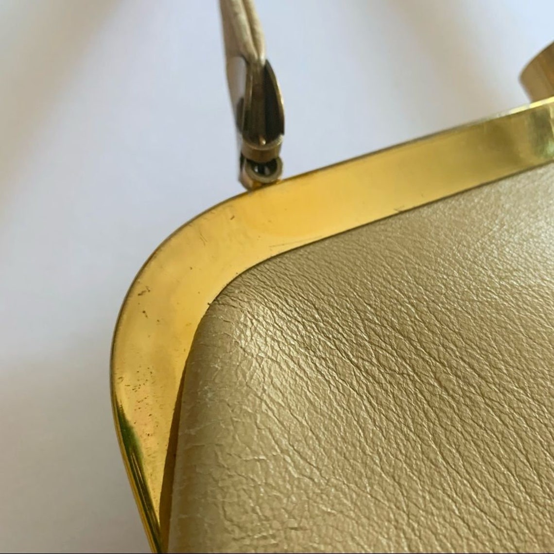 Leather Handbag Vintage Leather Fun & Classic Style Roger Van S Unique ...