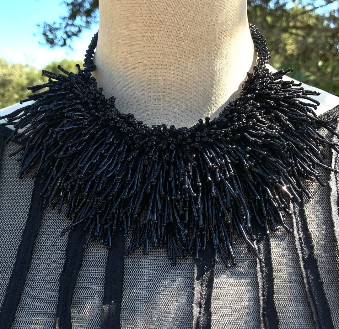Retro Inspired 20's Flapper Fringe Choker Necklace A Dramatic Statement ...