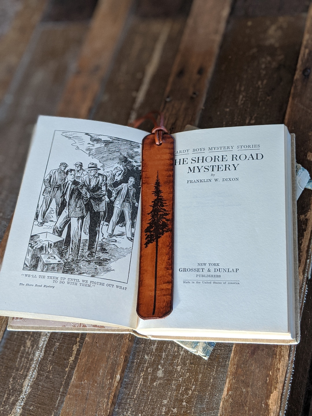 Handmade, Hand Dyed Leather Bookmark, Tree Design - Etsy