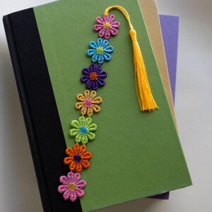 Daisy Chain Bookmark | Tassel Bookmark | Embroidery | Rainbow Daisies ...