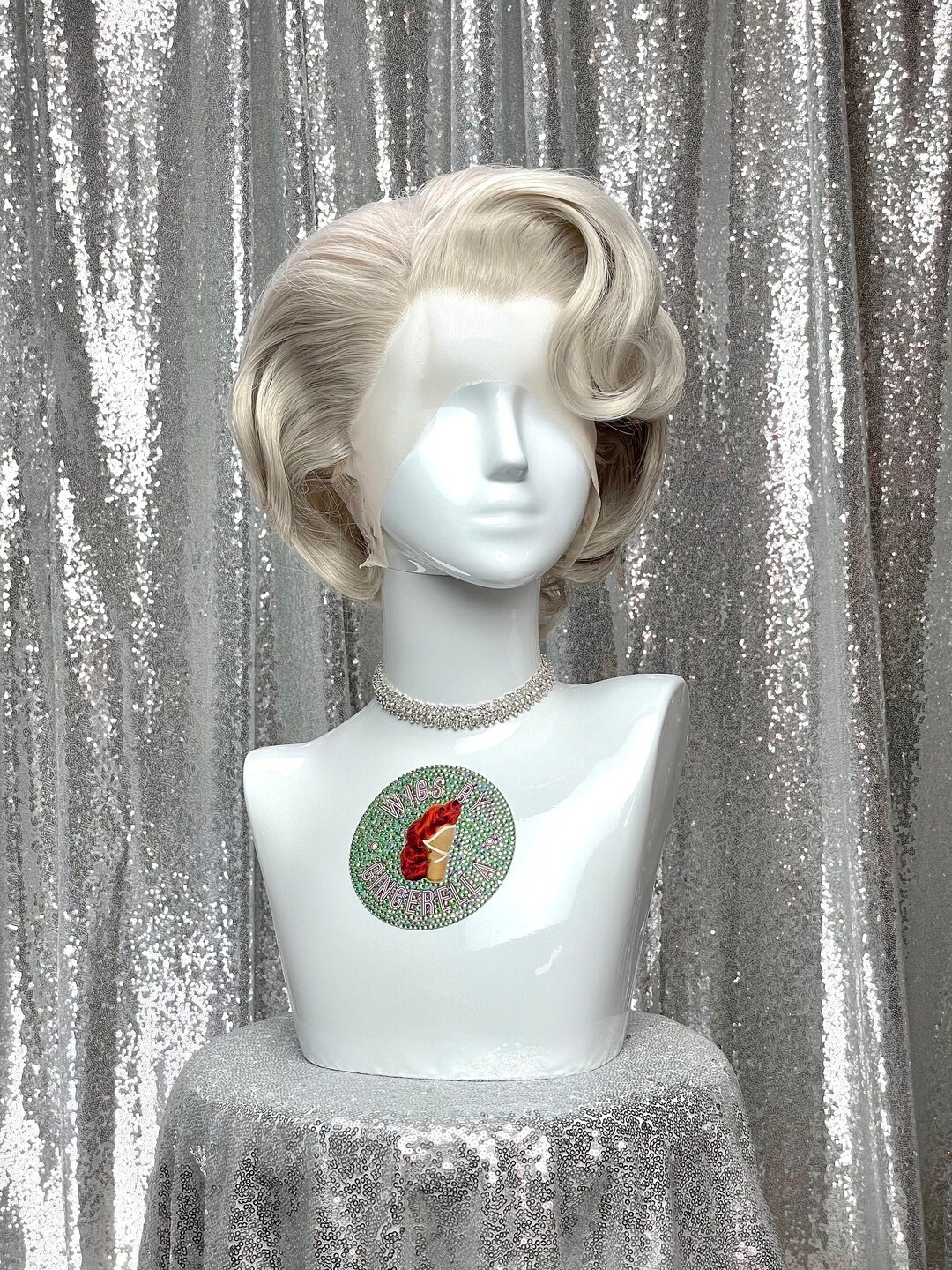 Lace Front Wig in Style “bossy” - Made to Order - Devil Wears Prada ...