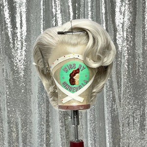 Lace Front Wig in Style “bossy” - Made to Order - Devil Wears Prada ...
