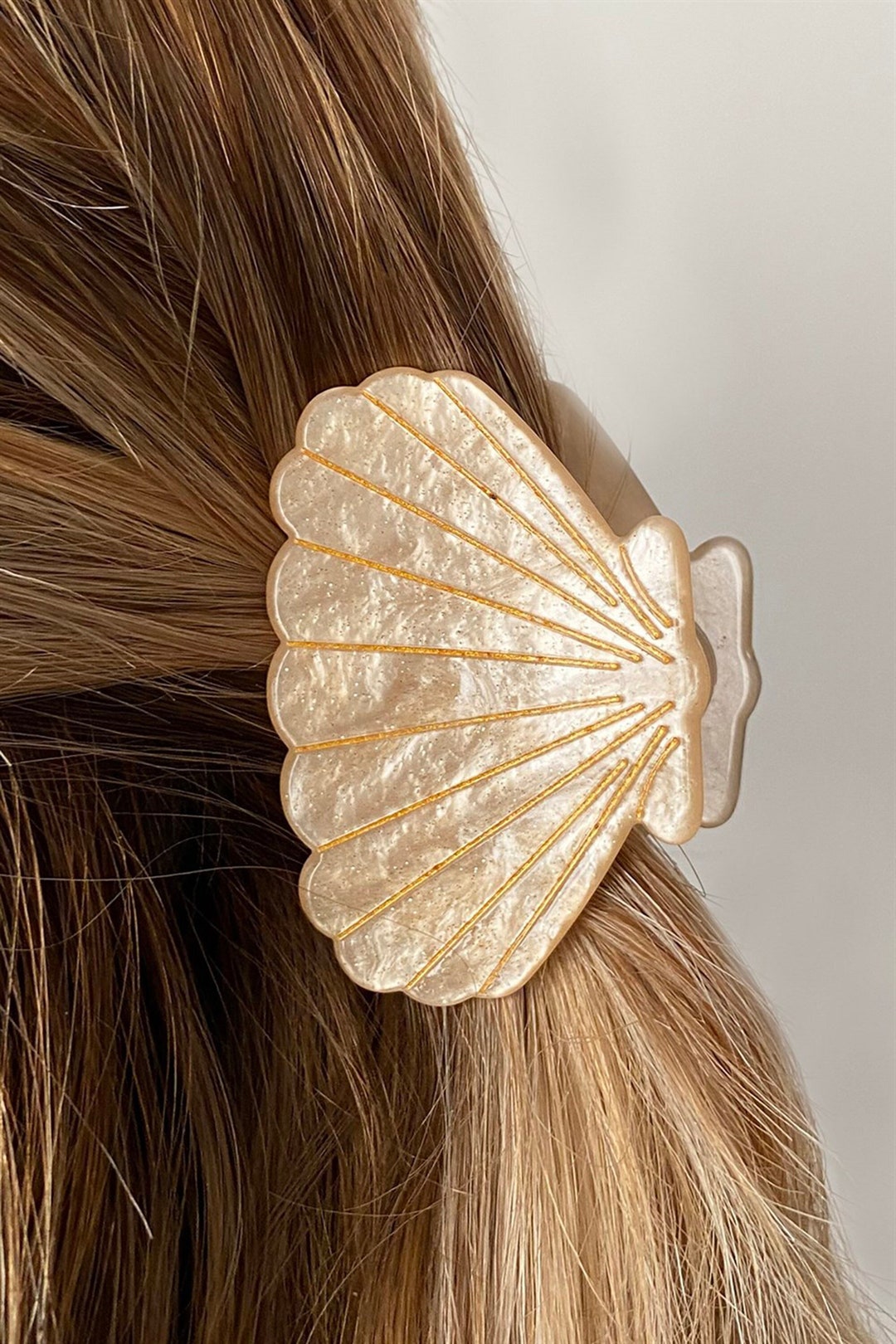 Middle Size Seashell Hair Clip Claw Light Colors Set 1, Mini Seashell ...