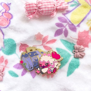 Tinkaton Giganton Hammer Bobble Enamel Pin , PKMN, Pkm , Poke Scarlet ...