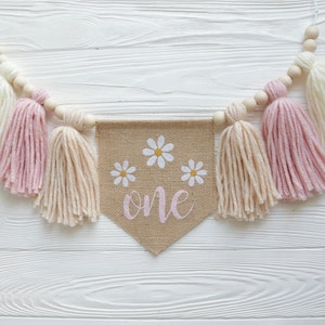 Boho Daisy High Chair Banner, Girl's Pastel Cake Smash Garland, Yarn ...