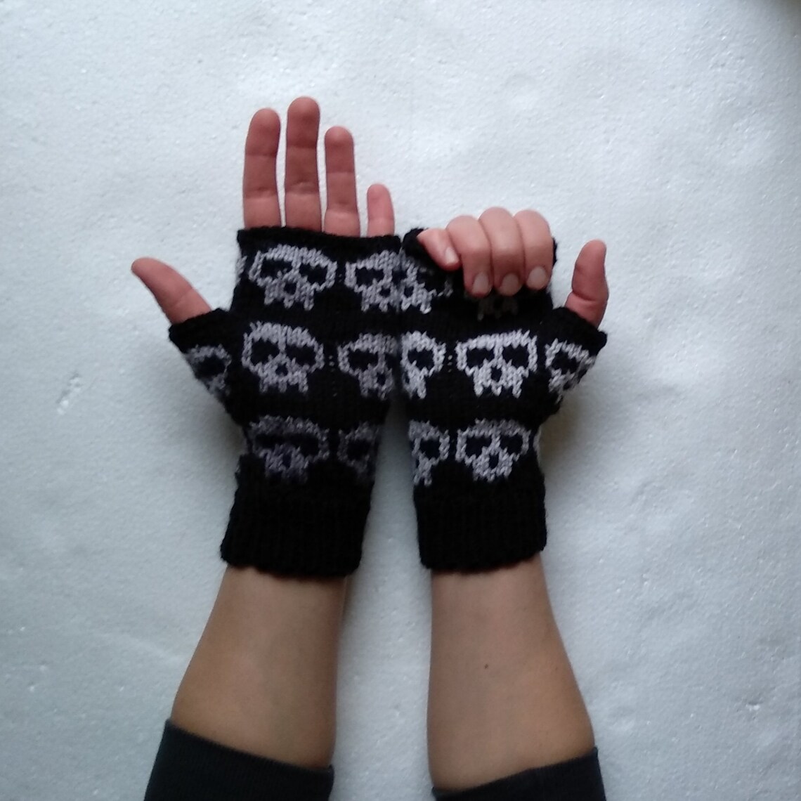 Gothic Arm Warmers With Skulls, Goth Fingerless Gloves, Halloween ...