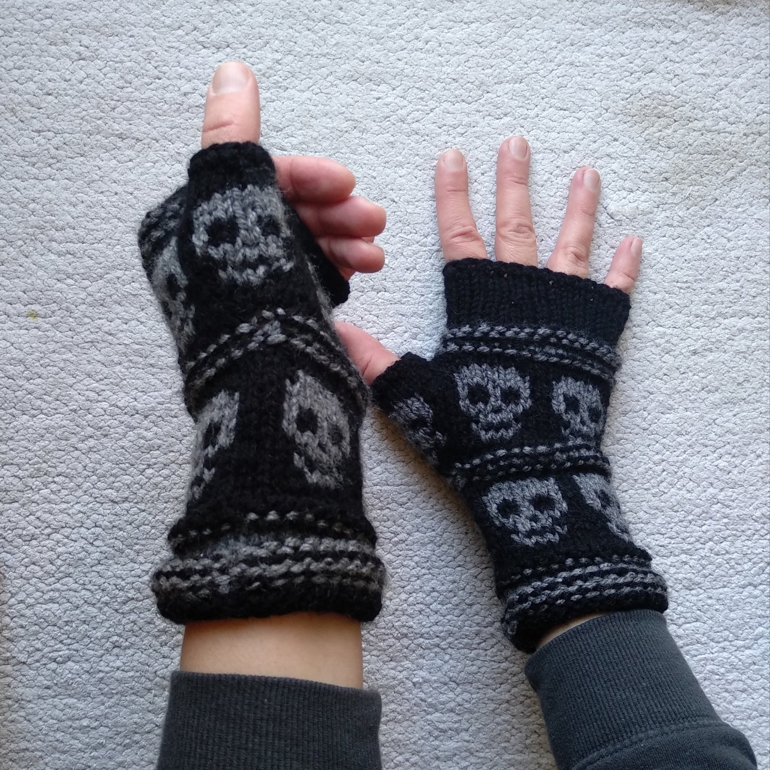 Goth Arm Warmers With Skulls, Emo Mittens, Women Halloween Skeleton ...