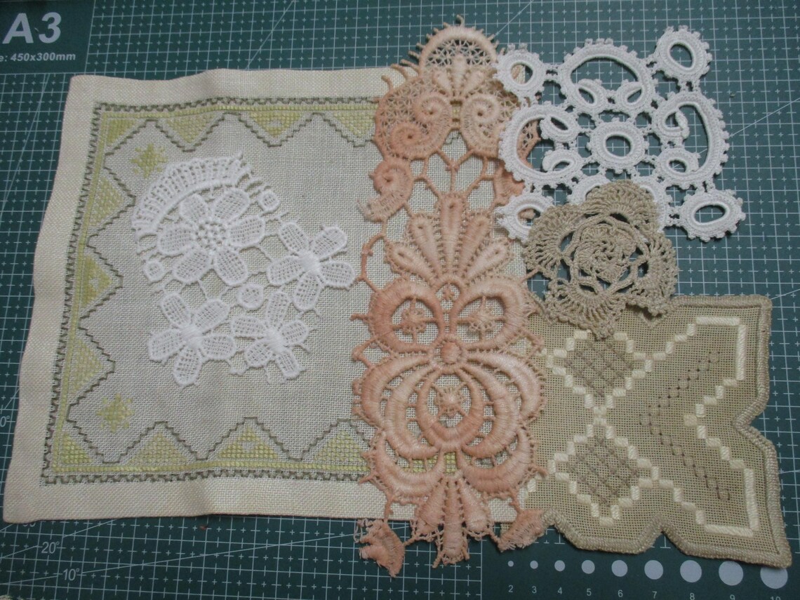 Vintage Lace Scraps Kit: Antique Lace Trims, Mixed Media Art - Etsy UK
