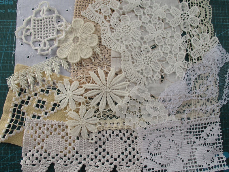 Vintage Lace Scraps Kit: Antique Lace Trims, Mixed Media Art - Etsy UK