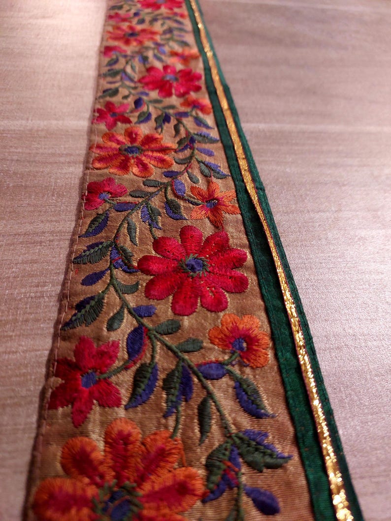 Vintage Indian Saree Trim Floral Hand Embroidered Border Pre Owned ...