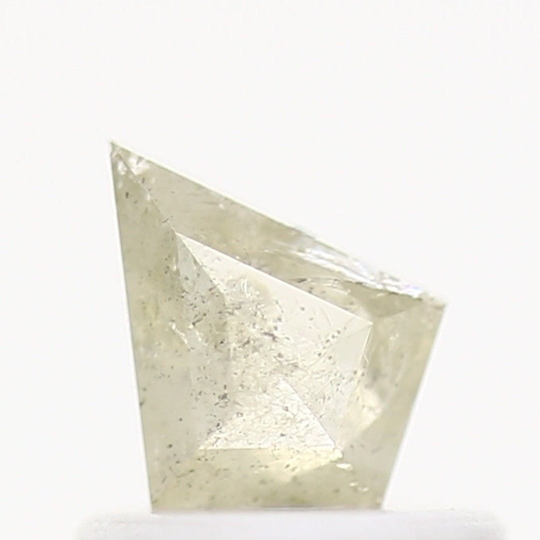 0.35 Ct Kite Cut Minimalist Icy Rose Cut Diamond Kite Shape Fancy White ...