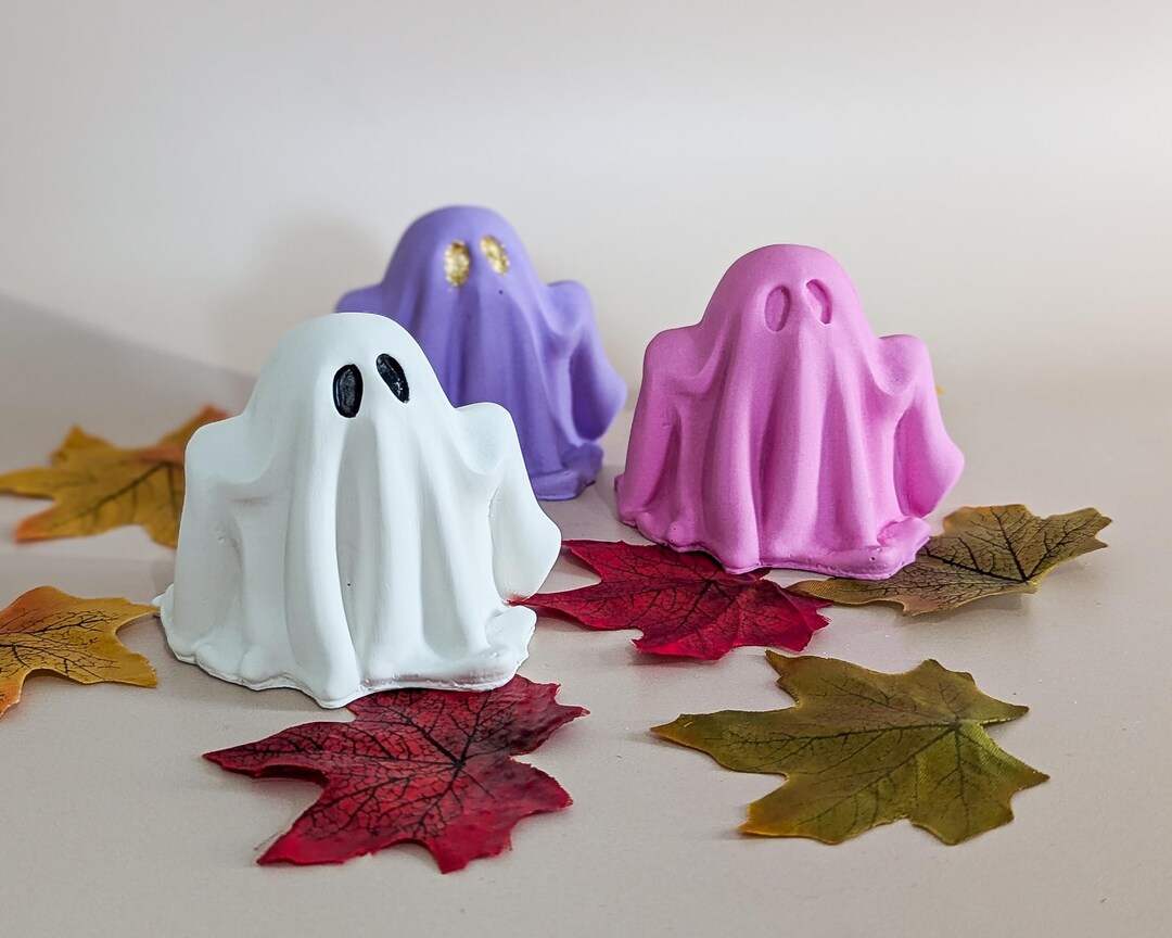 Cute Ghost Halloween Decoration, Cute Ghost Figurine, Spooky Fall Shelf ...