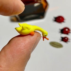 Micro Glass Duck or Goose for Staging a Scene in a Display Cabinet. to ...