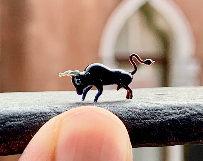 Glass Bull Miniature, Micro Figurine Made in Venice With Murano Glass ...