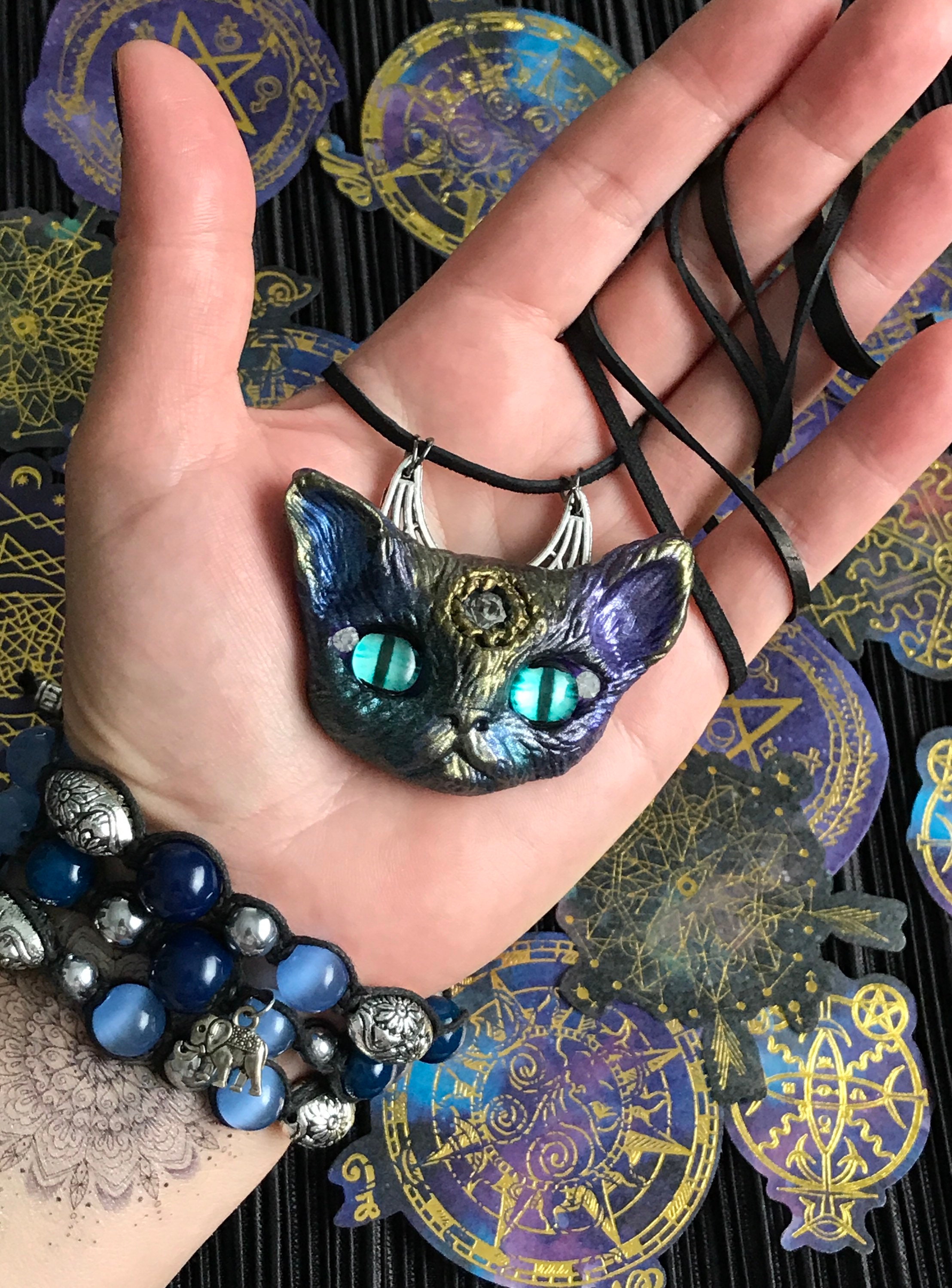 Lunar Cat Pendant / Moon Cat Necklace / Magic Moon Cat / Moon - Etsy