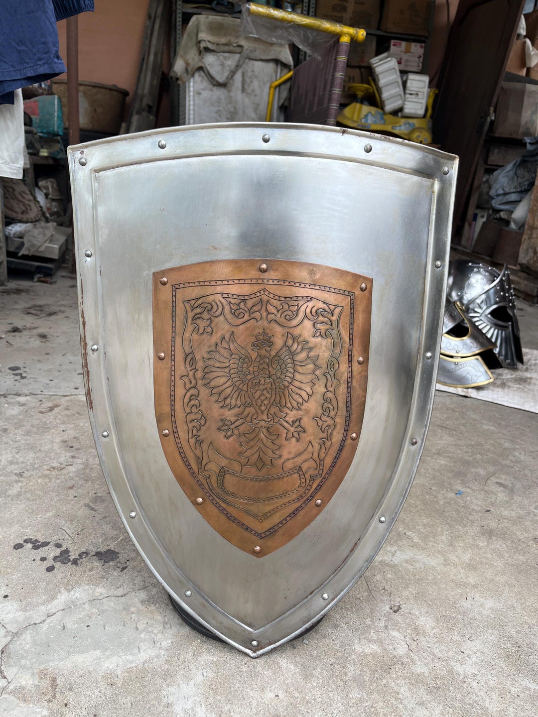 Medieval Metal Craft Soldiers Steel Eagle Shield Film Props Studio Wall ...