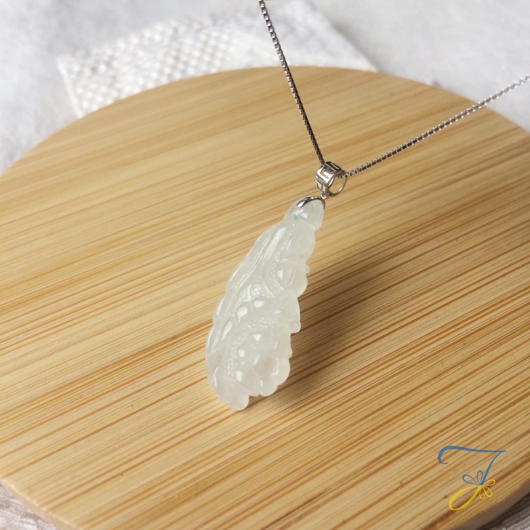 18K White Gold Burmese Iced White Jade Pendant, Chinese Jade Cabbage ...