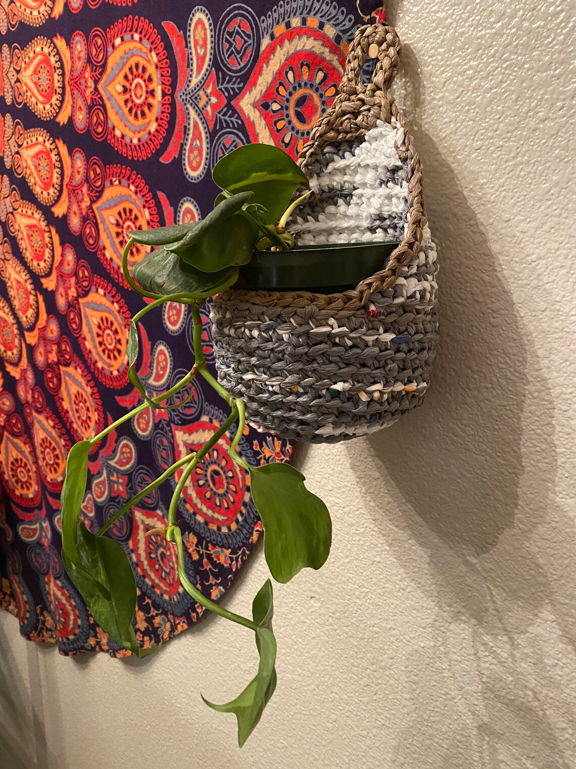 Upcycled Plarn Plant Hanger big White/gray/brown - Etsy
