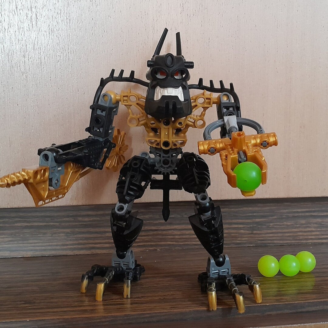 LEGO Bionicle 8900: Piraka Reidak, Complete, Lego Vintage Set, Bionicle ...