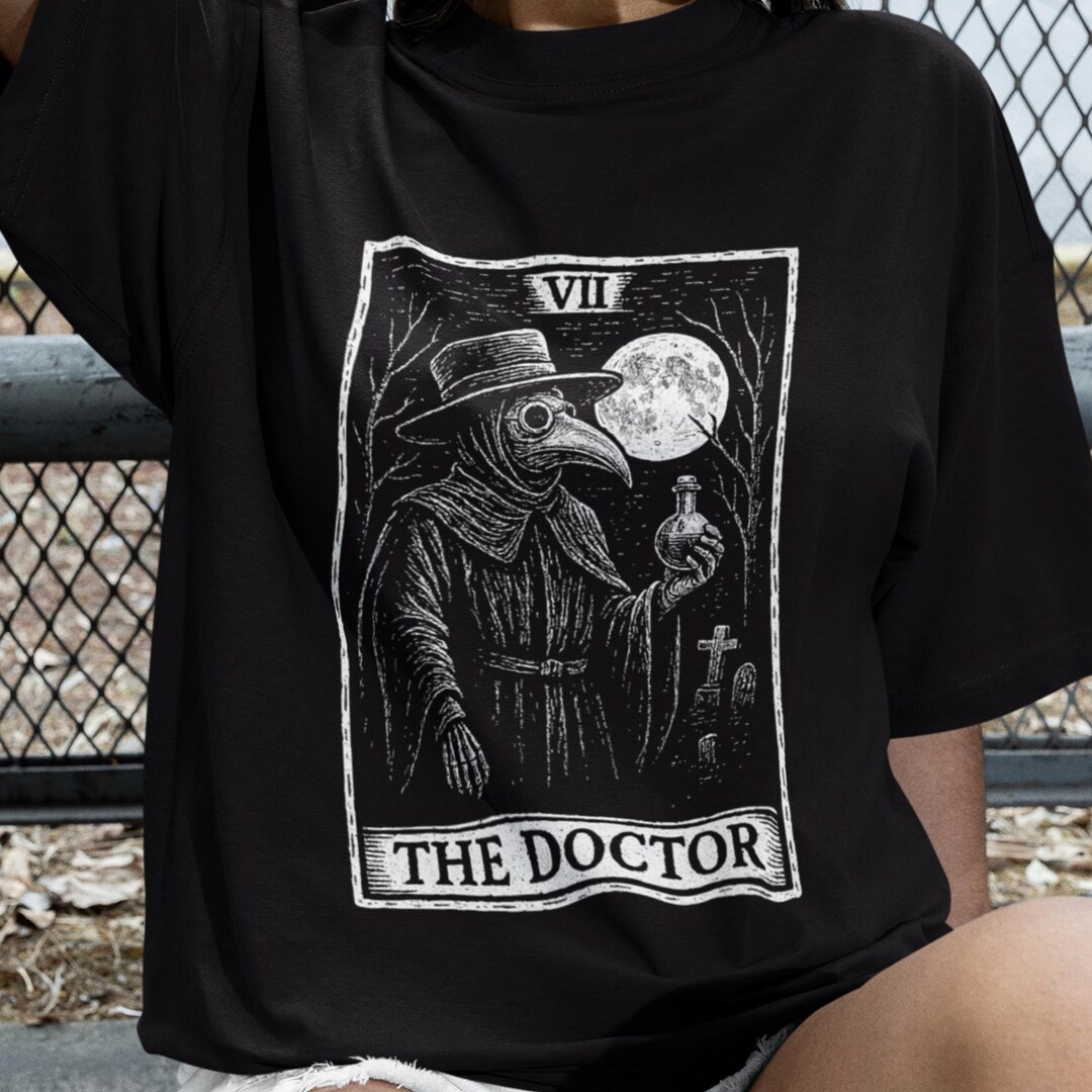 Plague Doctor Tarot Card Unisex T-shirt: Gothic Horror Graphic Tee - Etsy