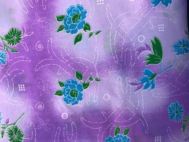 Vintage Purple Cotton Blend Fabric Flowers 1.5 Yds Two Tone Lavender ...