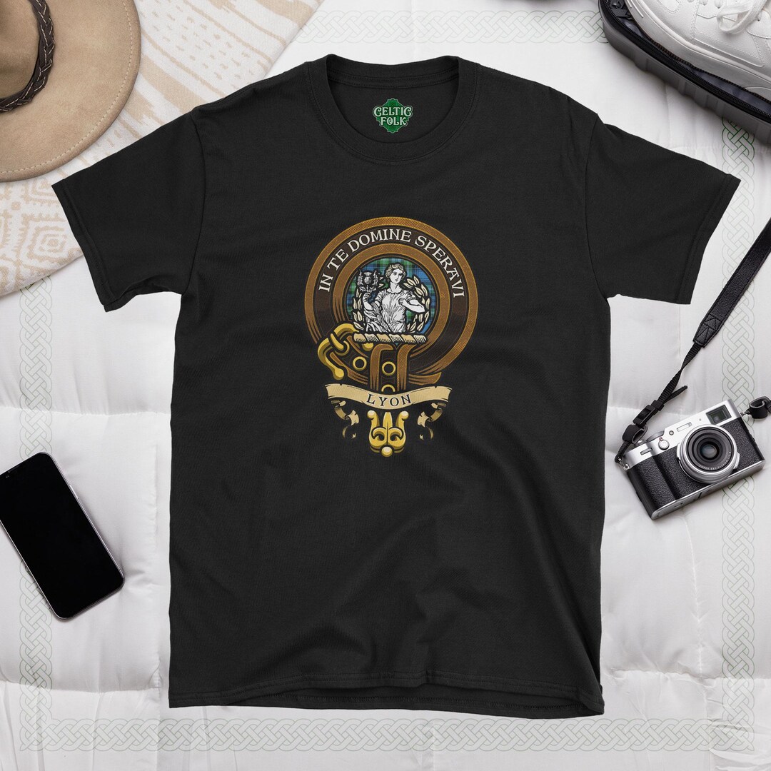 Clan Lyon Scottish Heritage Clan Badge Shirt – Family Crest & Tartan ...