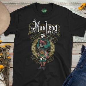 Clan Macleod of Gesto Scottish Tartan Bagpiper T-shirt / Sweatshirt ...