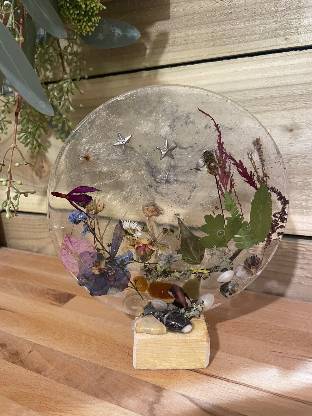 Wildflower Freestanding Resin Woodland Scene , Christmas Gift, Pressed ...