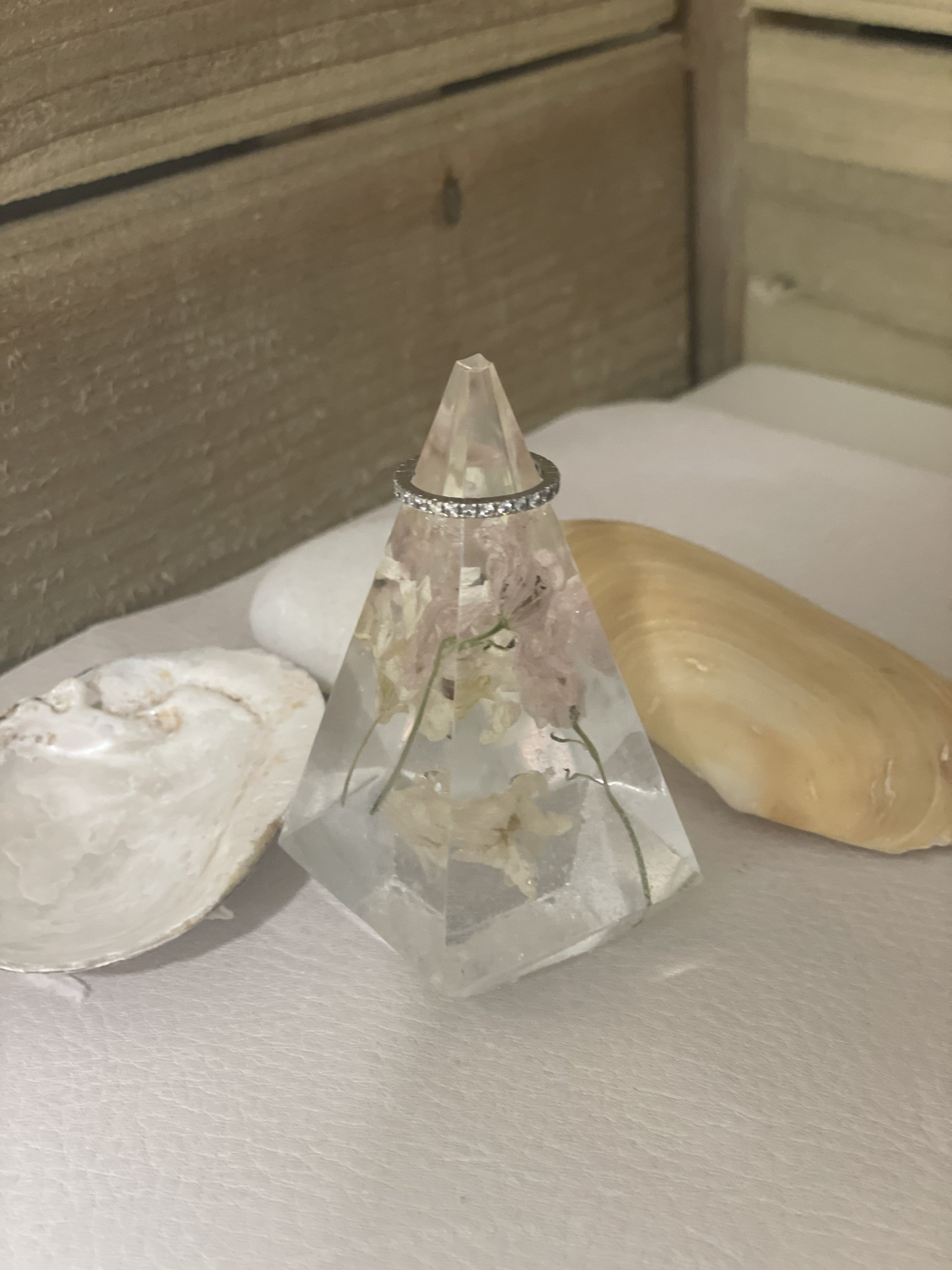 Real Flower and Resin Geometric Ring Holder Wedding Ring - Etsy UK