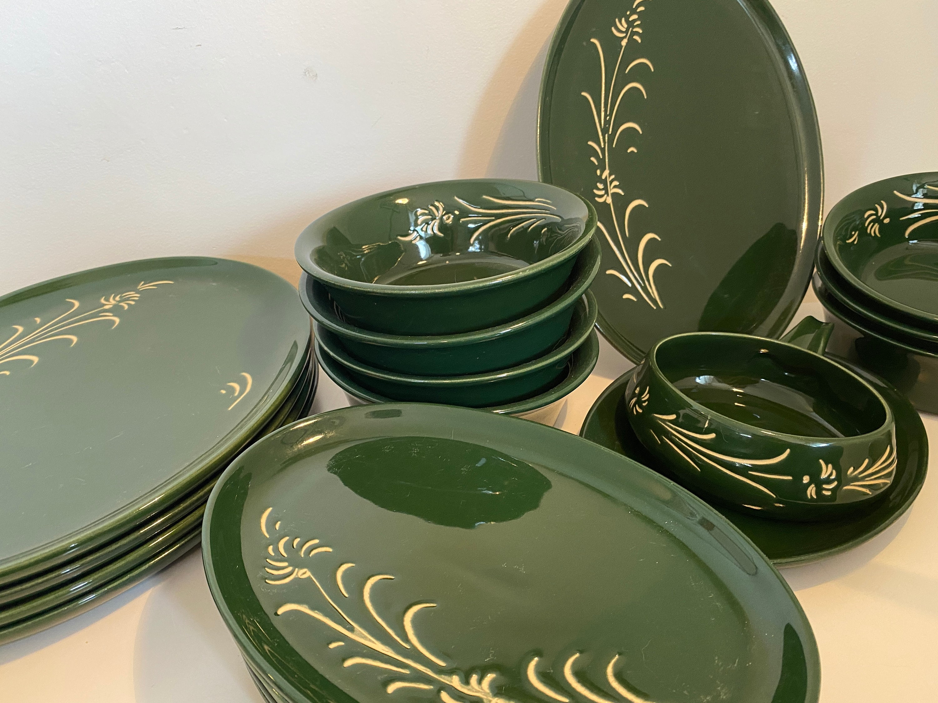 MCM Mid Century Modern Dark Green Pottery Dinner Plates & Bowls - Etsy ...