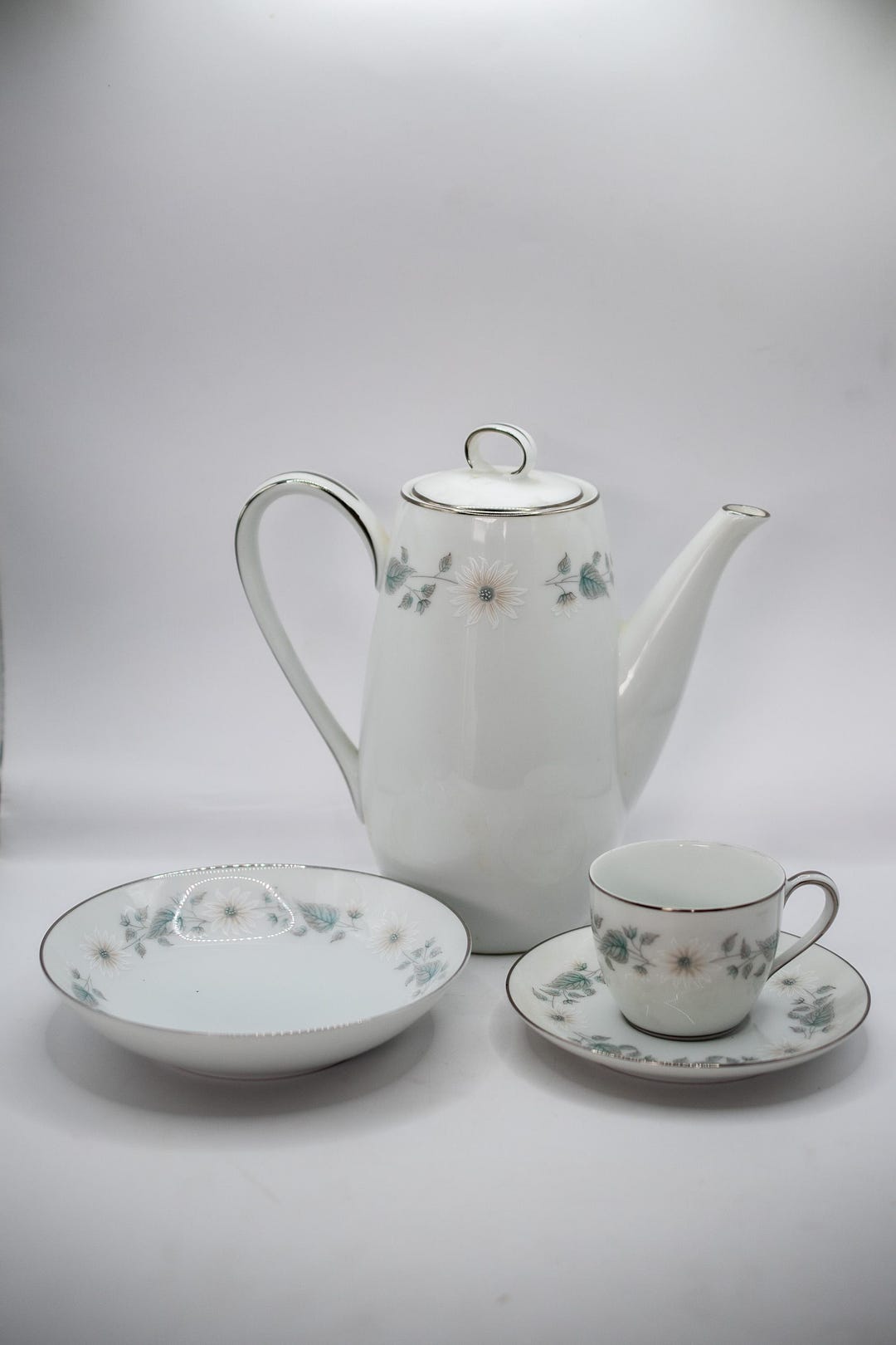 Noritake Coffee Pot, Berry Bowls, Coffee Cup & Saucer Noritake China ...