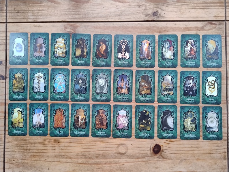 Serpent Oracle Deck - Shadow Work - Snake Goddess Tarot Cards - Medusa ...