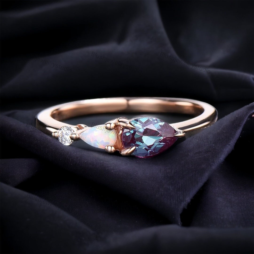Vintage Alexandrite Opal Engagement Ring Pear Cut Gems Art - Etsy