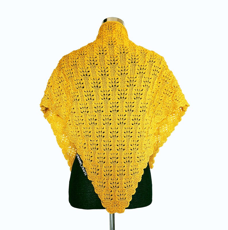 Leaf Relief Shawlette Knitting Pattern PDF by Wiam's Crafts - Etsy