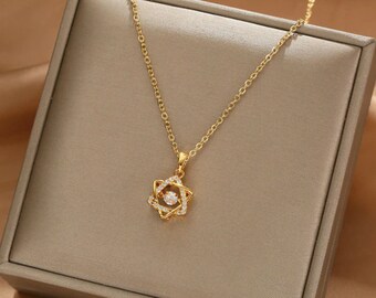 Six Point Star Necklace - Etsy