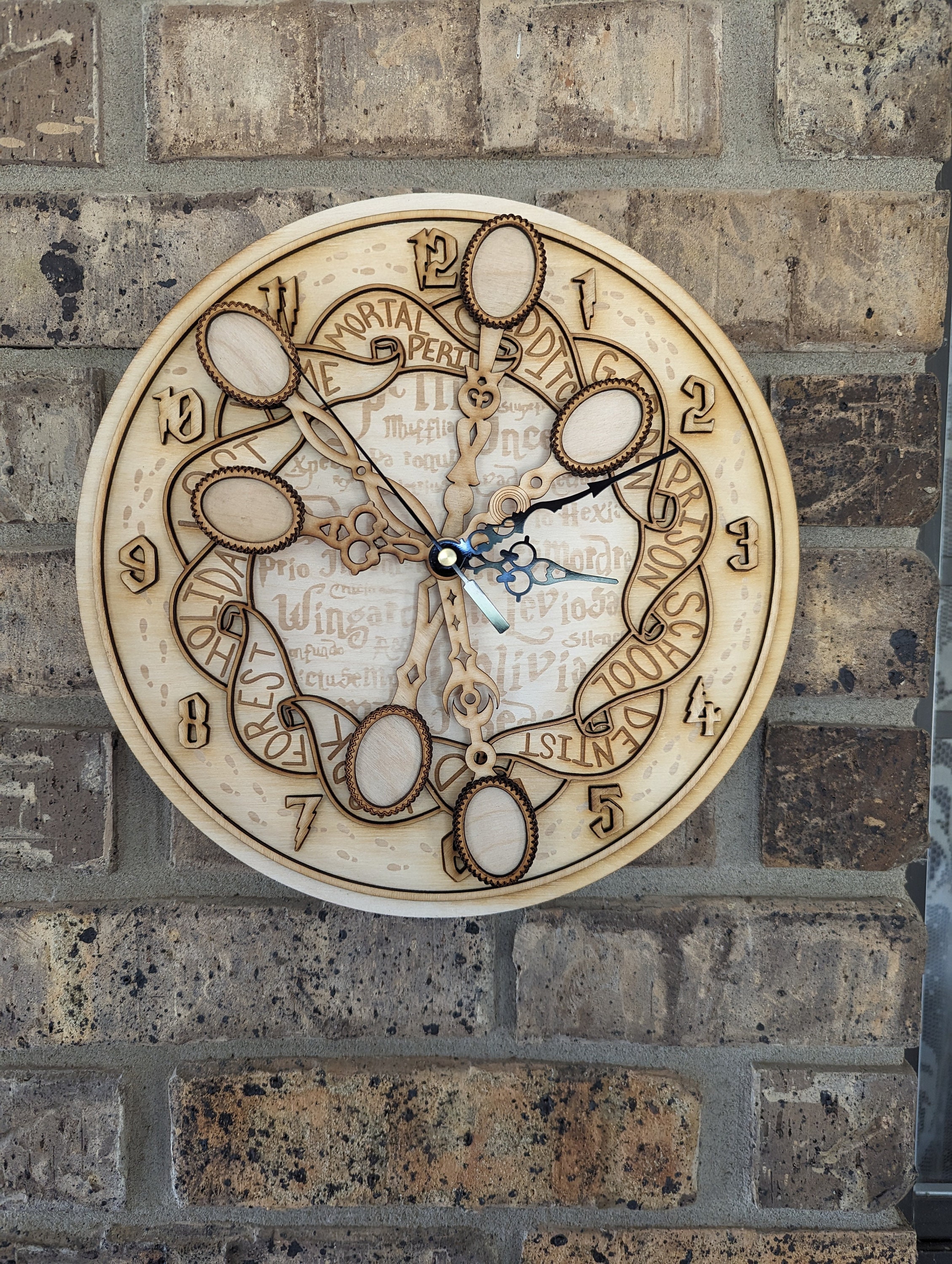 Weasley Family Clock App