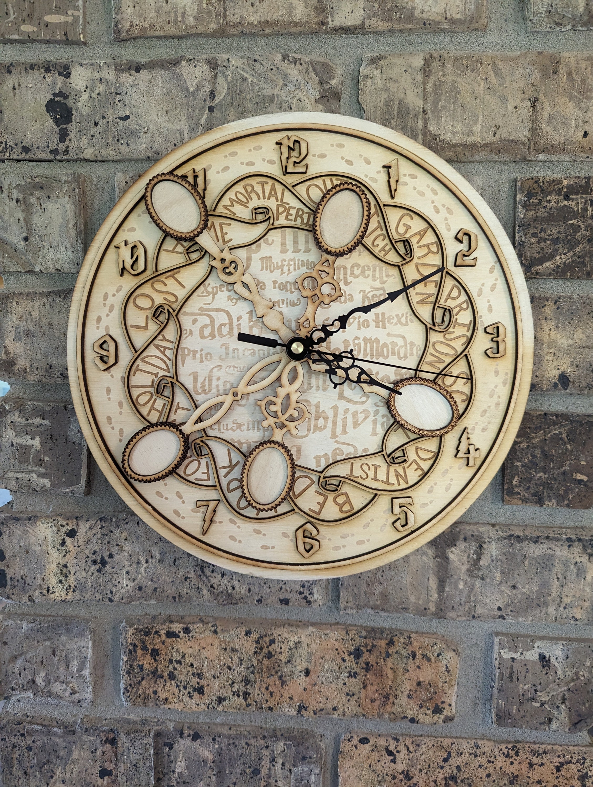 Weasley Family Clock App