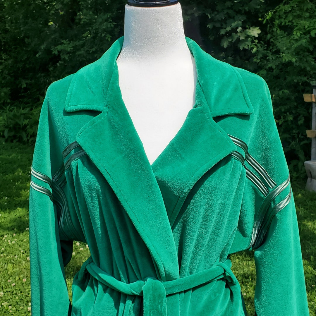 Vintage Kelly Green Velour Robe Conrad Lingerie Full Length Nightgown ...
